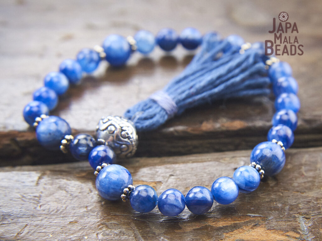 Red Serpentine and Jackfruit Wood Bracelet Mala – Japa Mala Beads